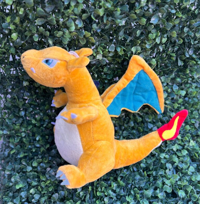 Peluche Pokemon - Charizard - HOLA DECO